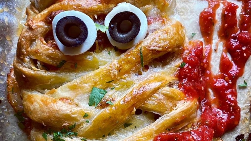Try this meatball, mozzarella, marinara stuffed puff pastry mummy for ...