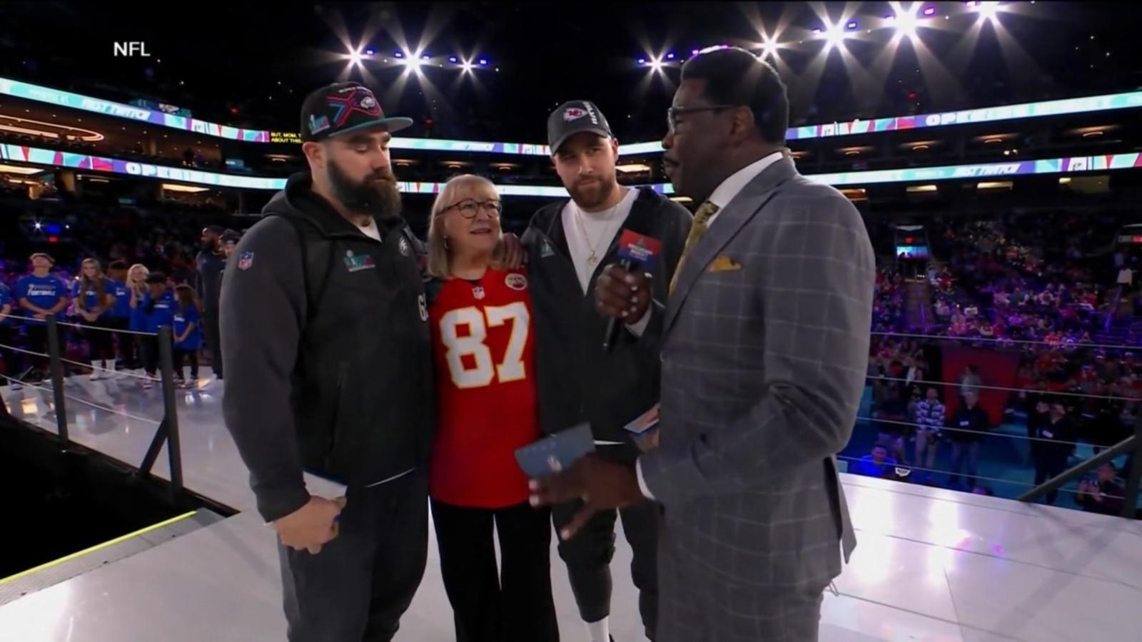 Mom surprises Super Bowl bound Kelce brothers with cookies on opening night - ABC News