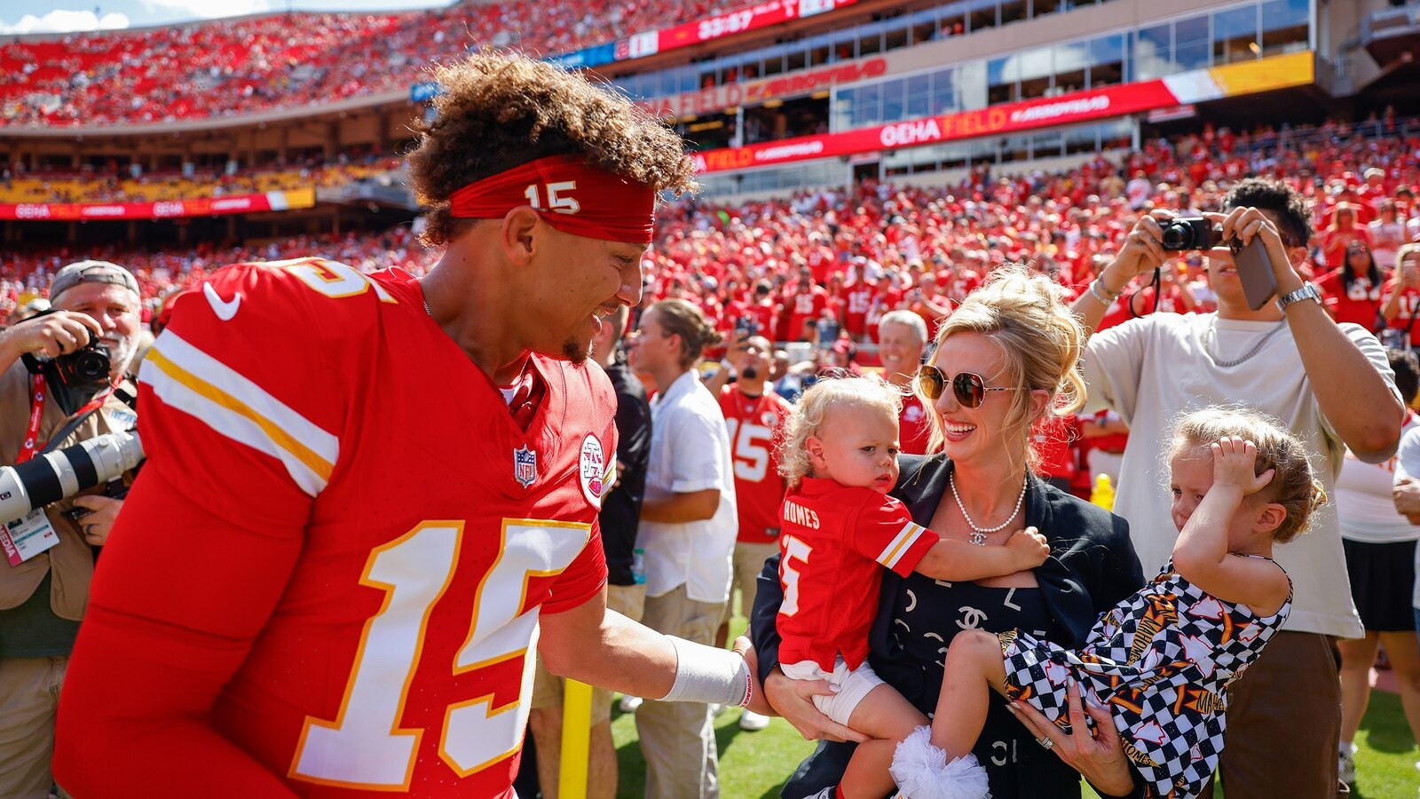 What to know about Patrick Mahomes' wife Brittany and their kids - ABC News