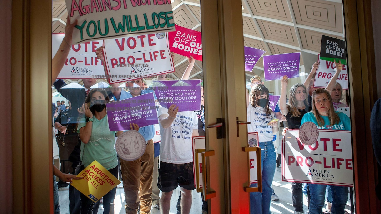 North Carolina 12-week abortion ban goes into effect, down from 20-week ...