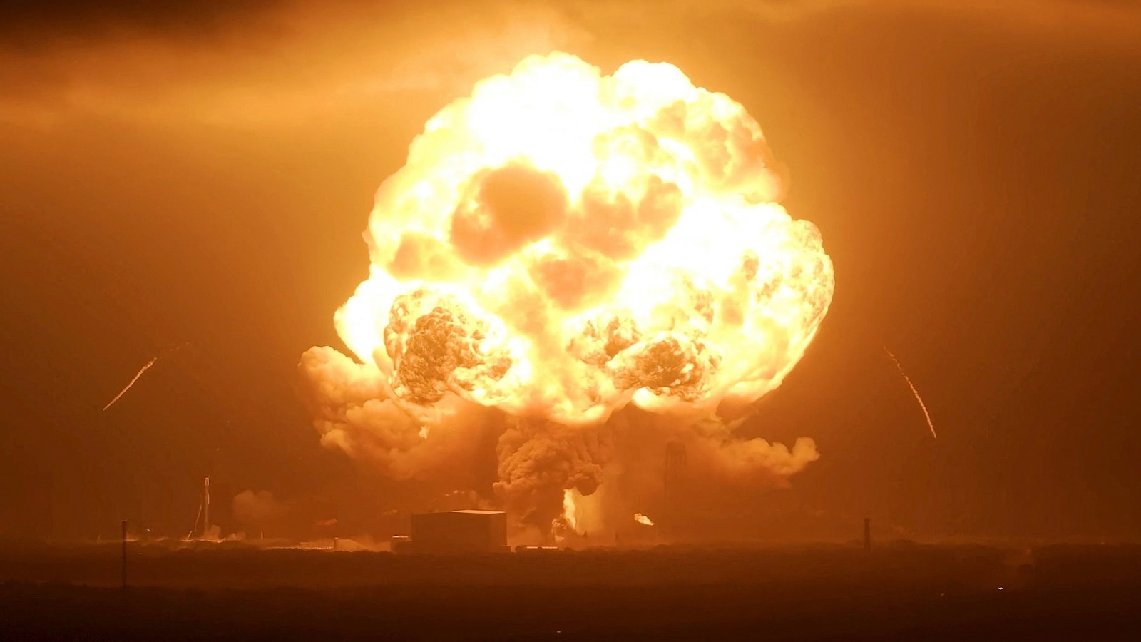 Blue Origin rocket explodes during test at Cape Canaveral - ABC News