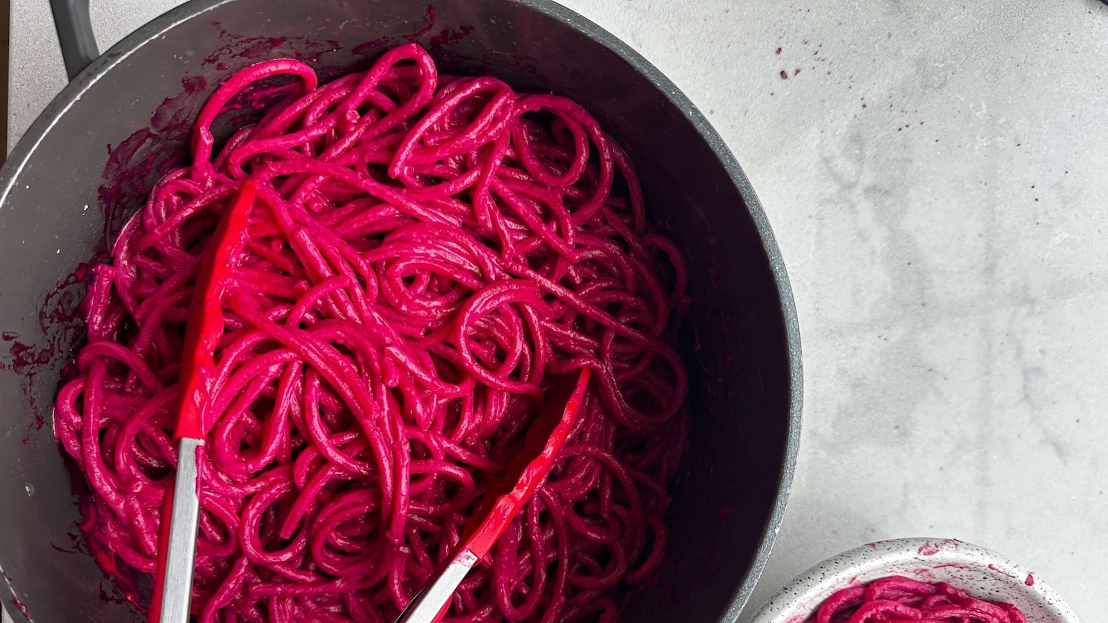 How to make pink pasta for Valentine's Day - ABC News