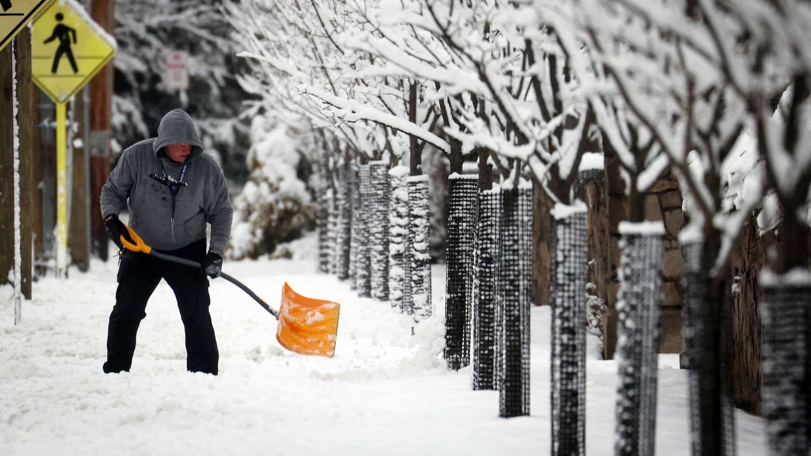 Snowstorm slams Northeast as South braces for severe weather - ABC News