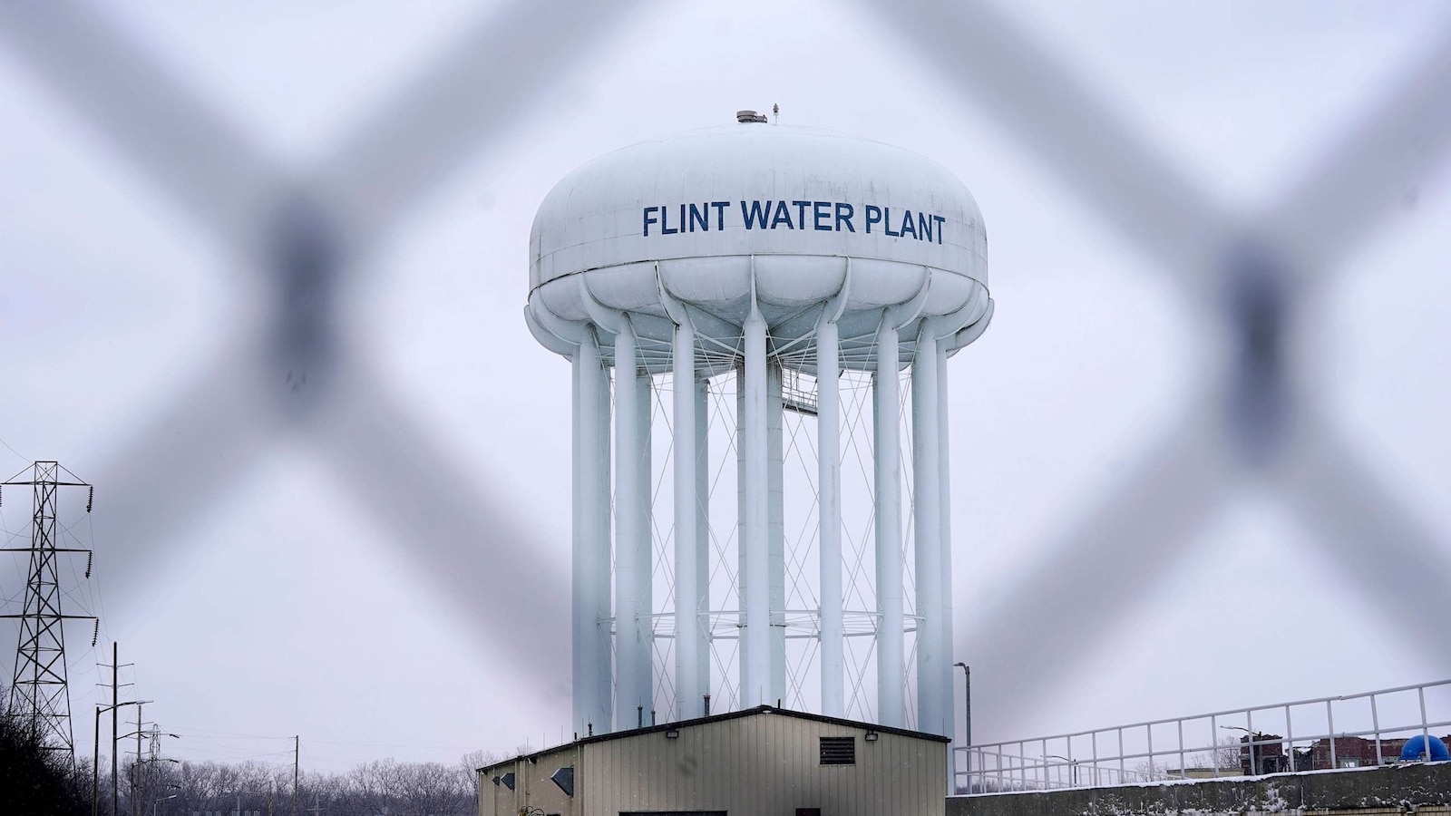 Flint residents urged to filter water as bottled water donations end ...