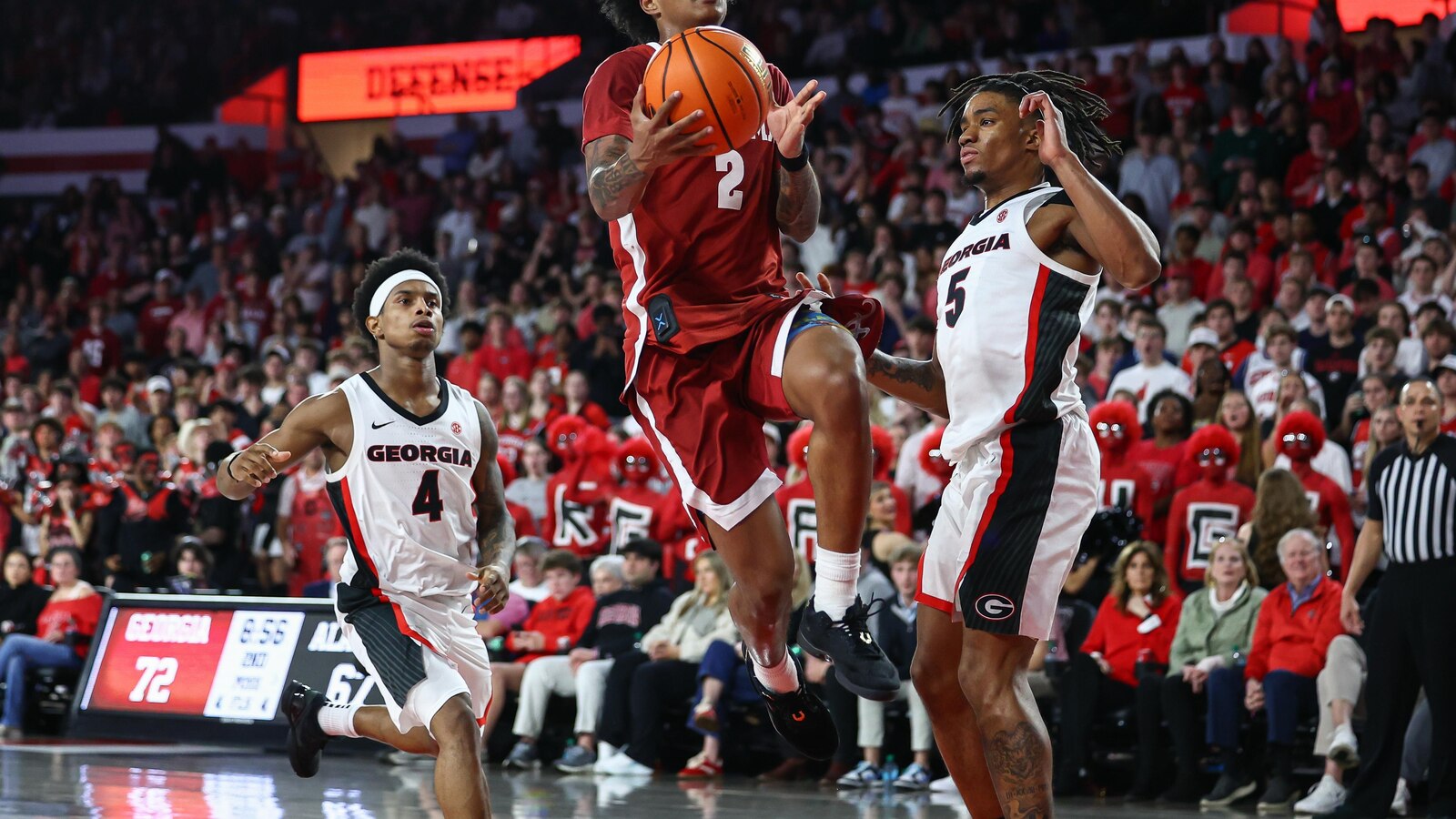 Aden Holloway, Alabama's No. 2 scorer, had 2.1 pounds of marijuana when ...