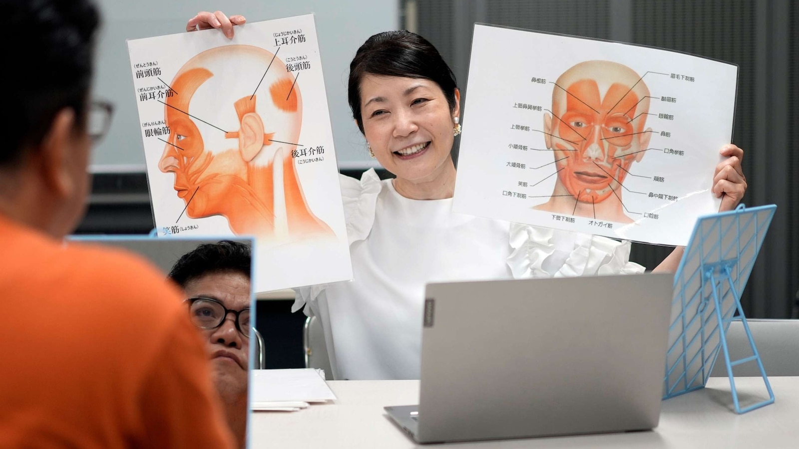 Tokyo smile coach teaches people how to get back their grins in a post ...