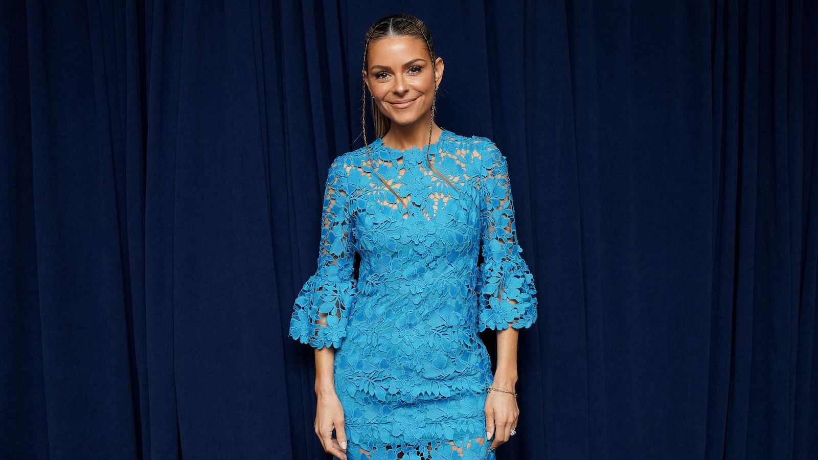 Maria Menounos shares cancer scars in new bikini selfie - ABC News