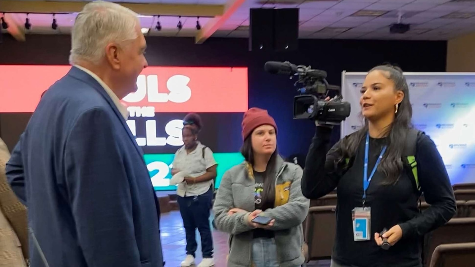 How inflation is driving Nevada voters' decisions: Reporter's notebook - ABC News