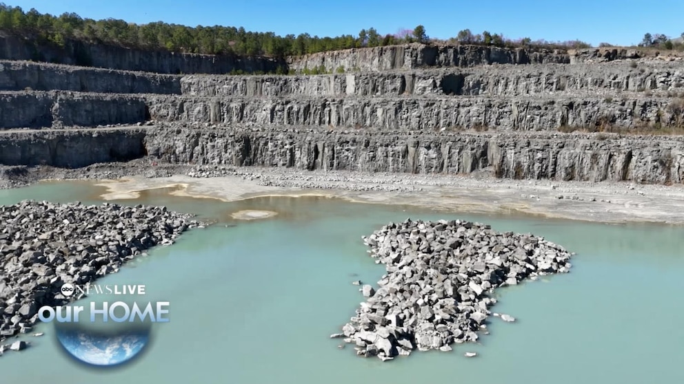 Video How rock dust is used to fertilize farms, clean the air - ABC News