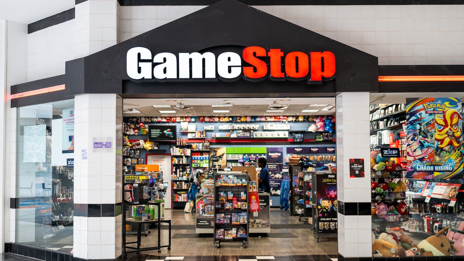 GameStop offers $56 billion to buy eBay. Here's what to know - ABC News