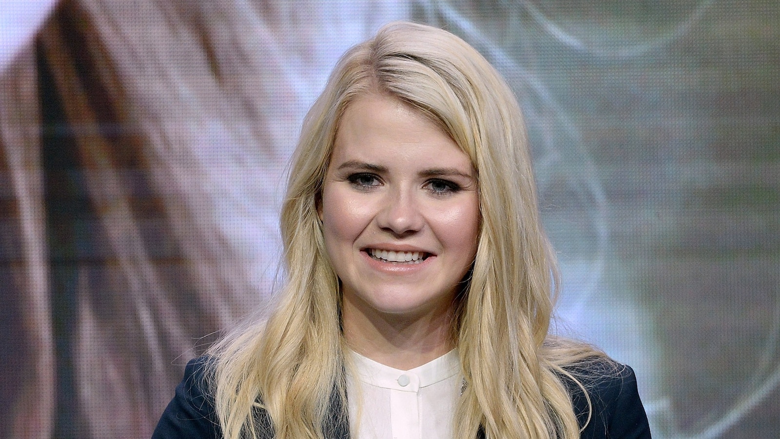 Elizabeth Smart shares bodybuilding photo, urges others to 'try new ...