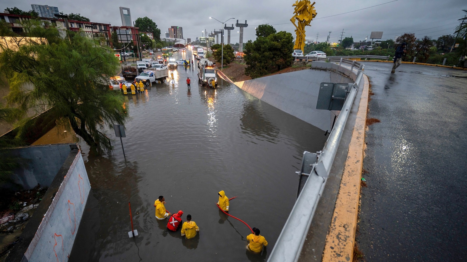 Alberto makes landfall in Mexico, storm surge threat ongoing for Texas ...