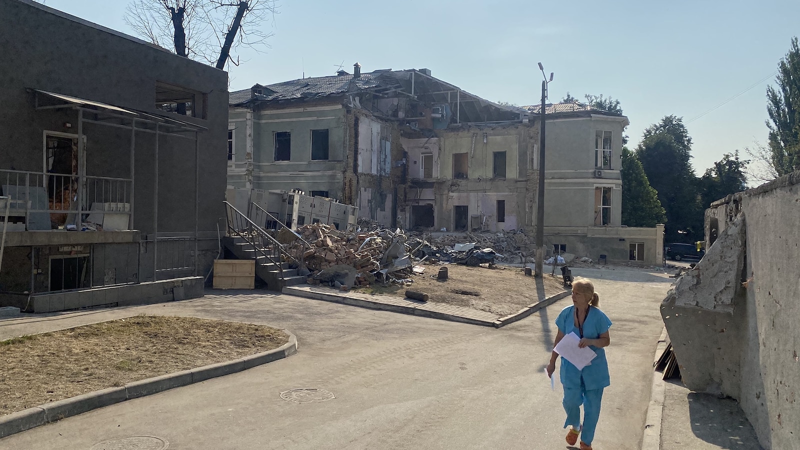 Doctors and patients recall horror of Russian strike on Kyiv children's ...