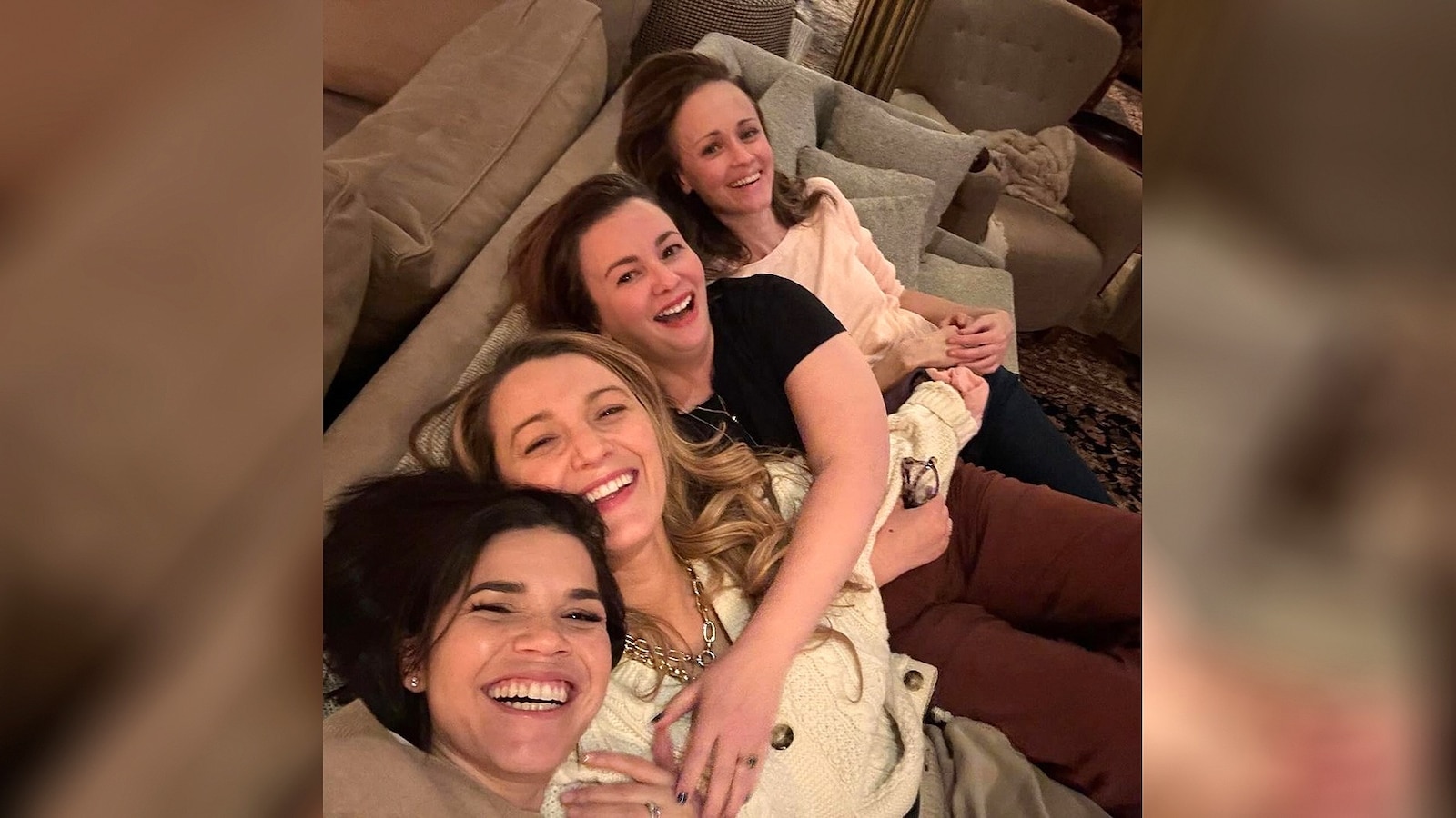 Blake Lively shares photos from reunion with 'Sisterhood of the ...