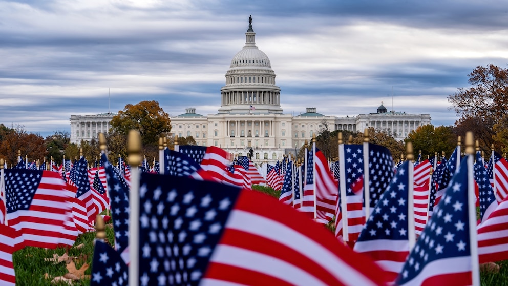 Government shutdown updates: Johnson commits to House vote on Senate ...