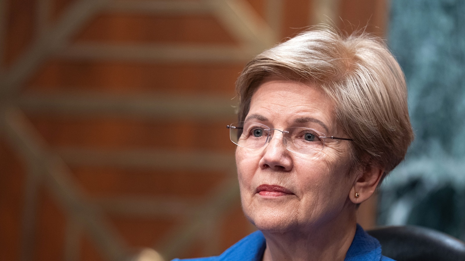 Warren calls for Education Department to 'rescind' student loan ...