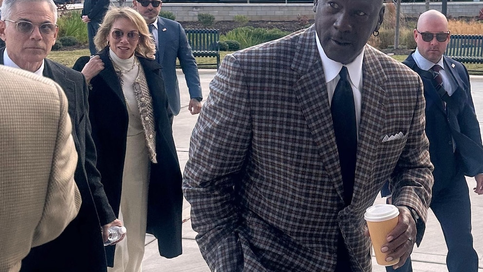 NASCAR antitrust trial opens with Michael Jordan on hand and huge stakes - ABC News