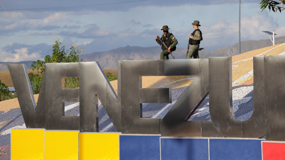 Venezuela live updates: Energy secretary to attend conference with oil ...