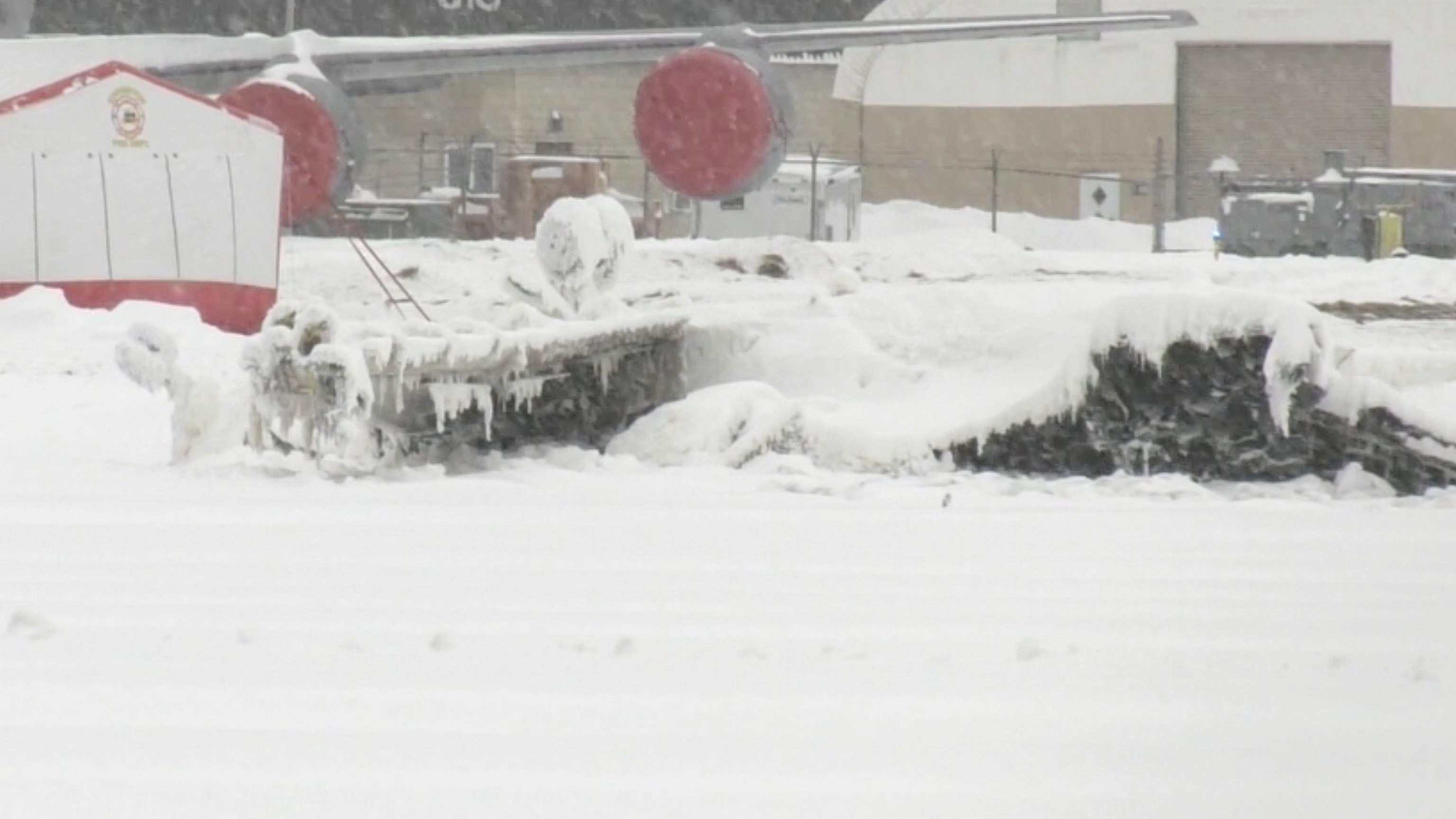 All 6 on board private jet presumed dead after crash during takeoff at ...