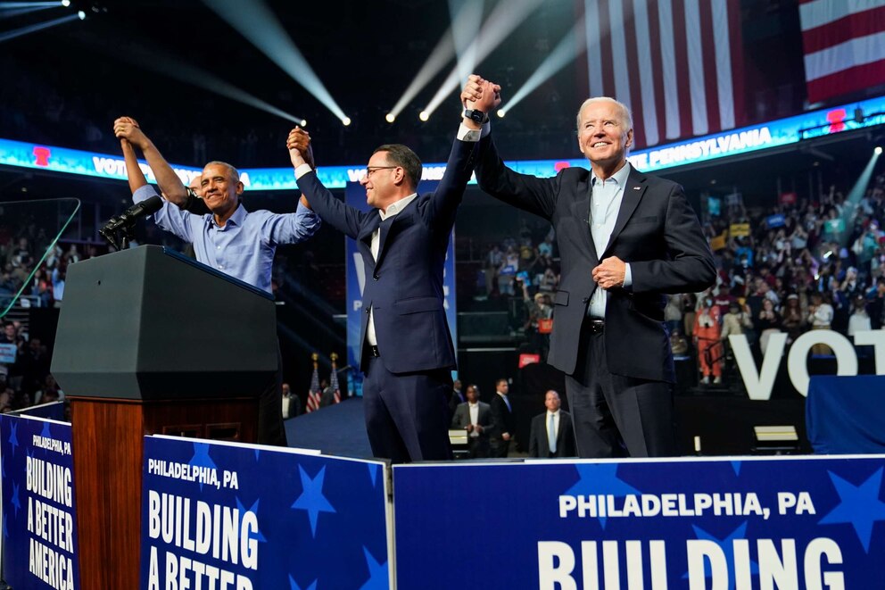 Biden, Obama and Trump hold dueling midterm rallies in Pennsylvania ...