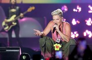 Pink Singer 2022