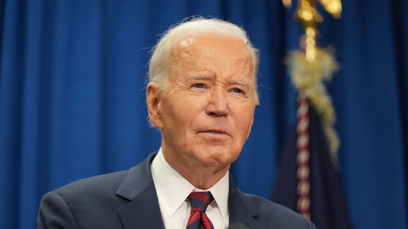 Trump doubles down on autopen claims as Biden blasts president ...