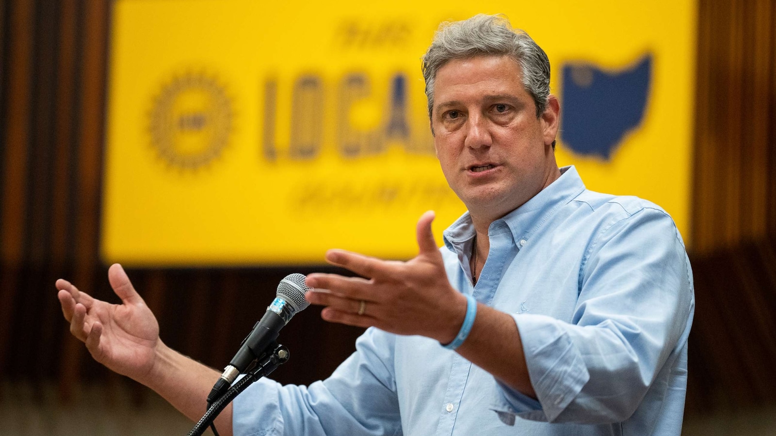 Swing-state Democrats keep their distance from President Biden - ABC News