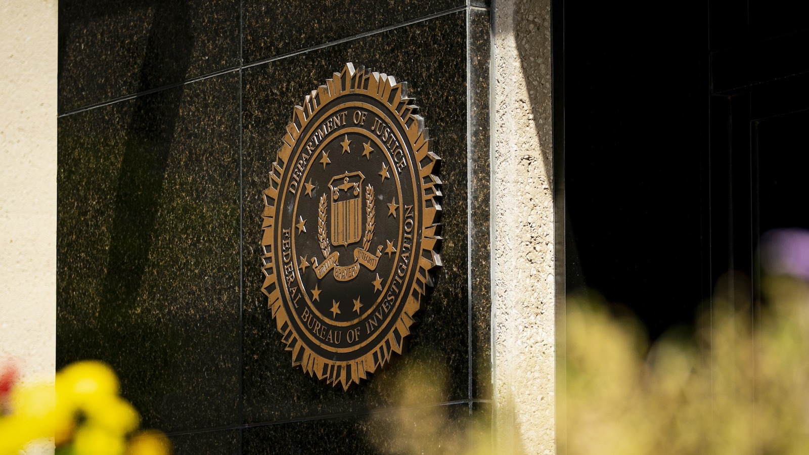 California man charged with threatening to 'unabomb' FBI field office ...