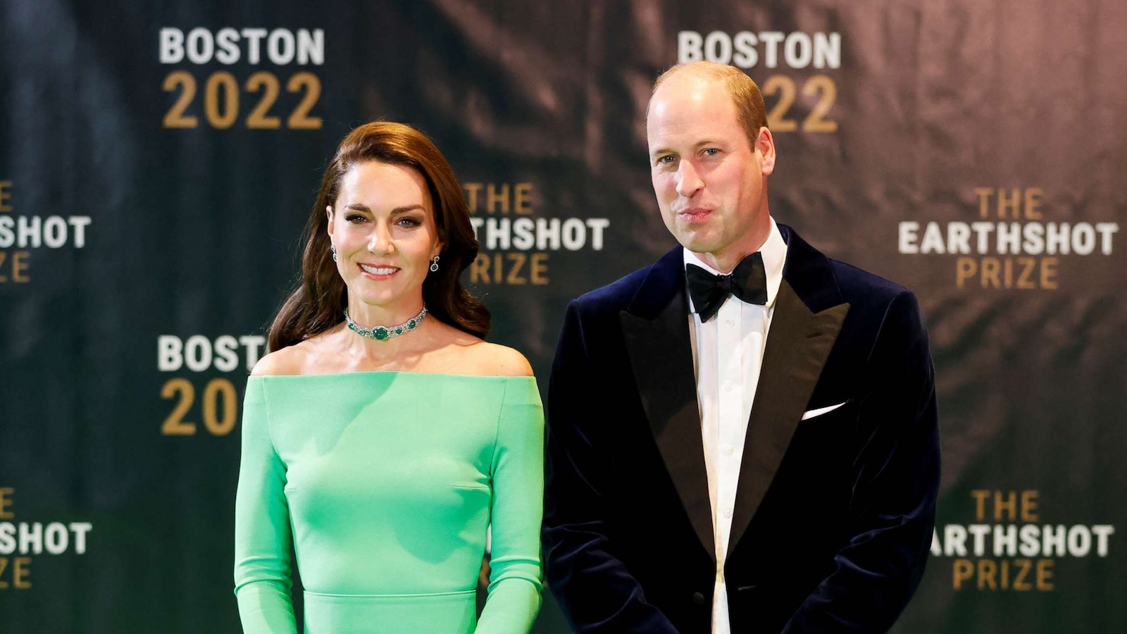 Princess Kate dazzles in rented neon green dress, Diana’s emerald ...