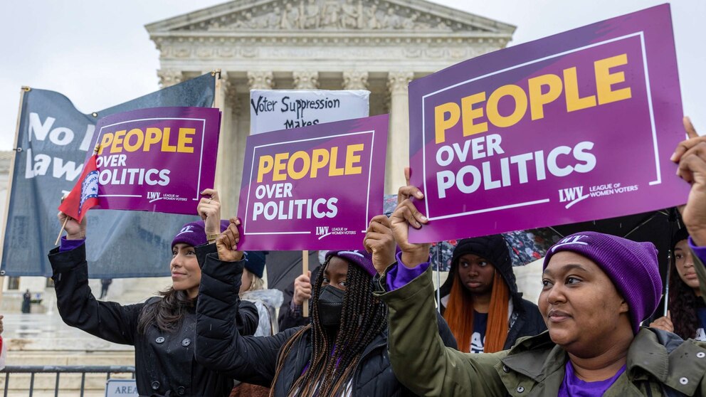 Supreme Court Hears Extraordinary Bid To Upend Election Laws Casts