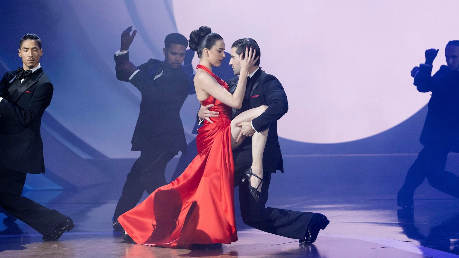 Margaret Qualley reflects on Oscars dance number choreographed by Mandy ...