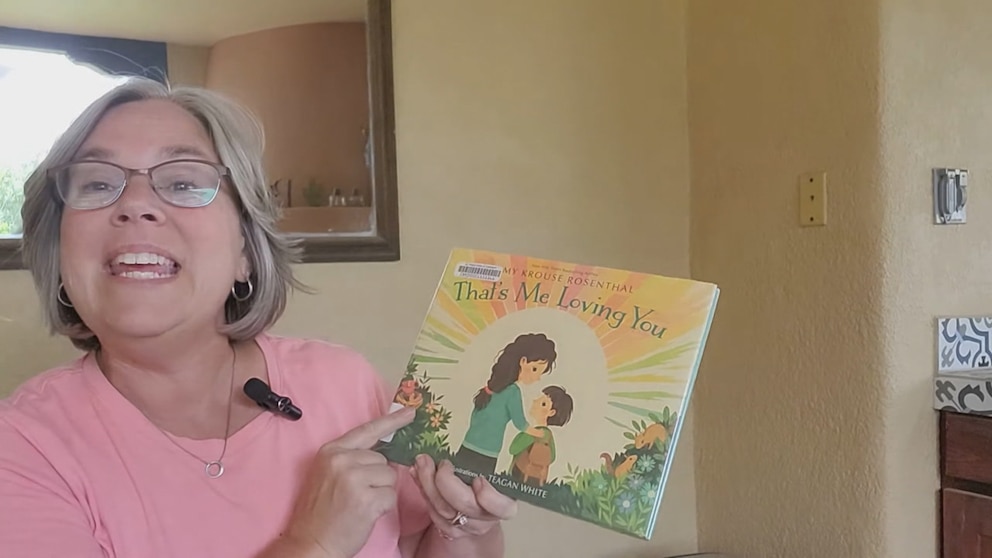 Video Grandma goes viral reading to her grandson - ABC News