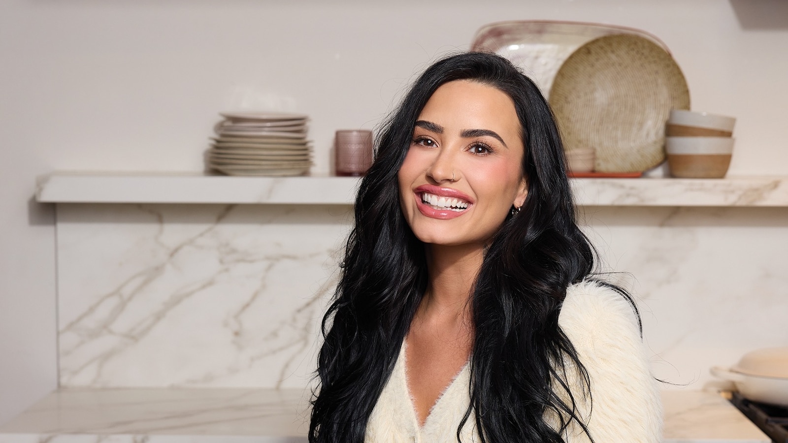 Demi Lovato announces debut cookbook 'One Plate at a Time' - ABC News