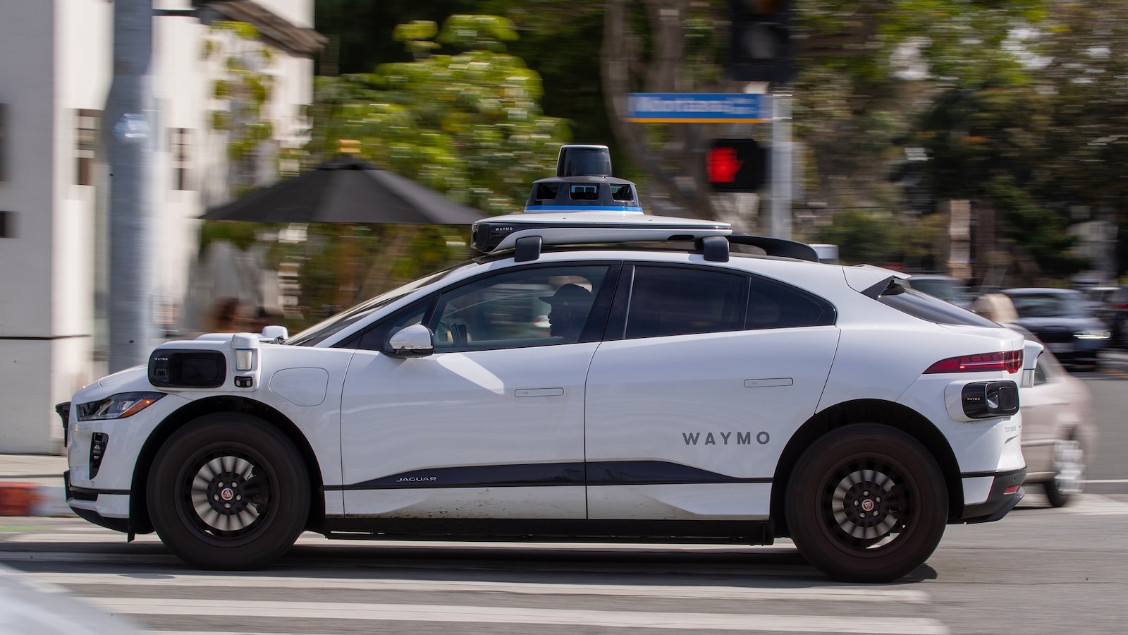 Uber expands driverless Waymo cars to Austin, announces plans for more ...