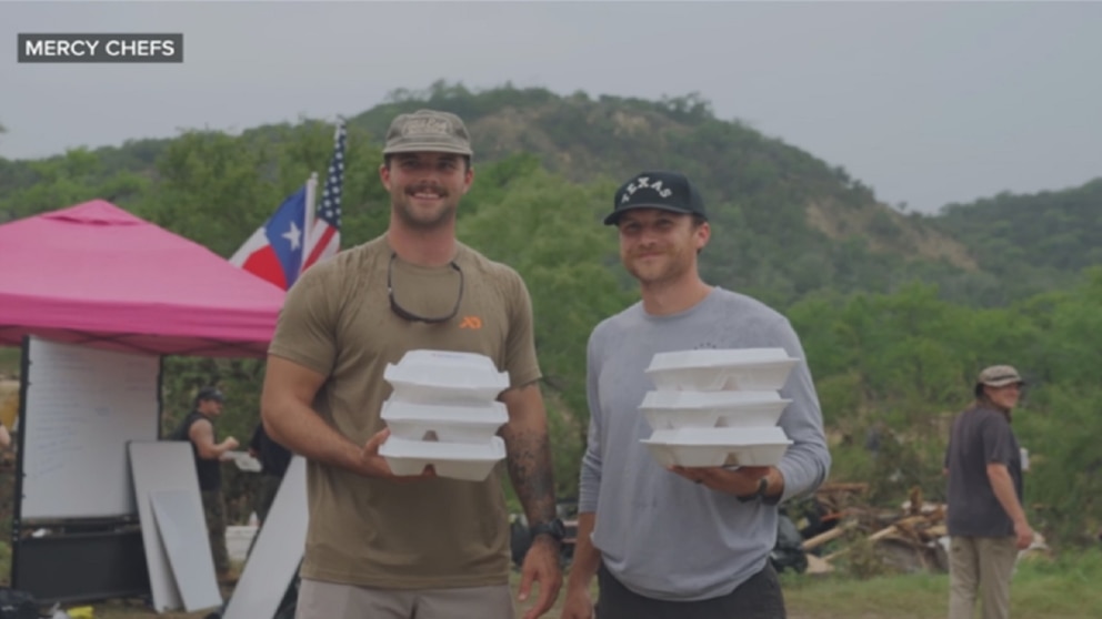 Video Texas communities gather to support rescue efforts - ABC News