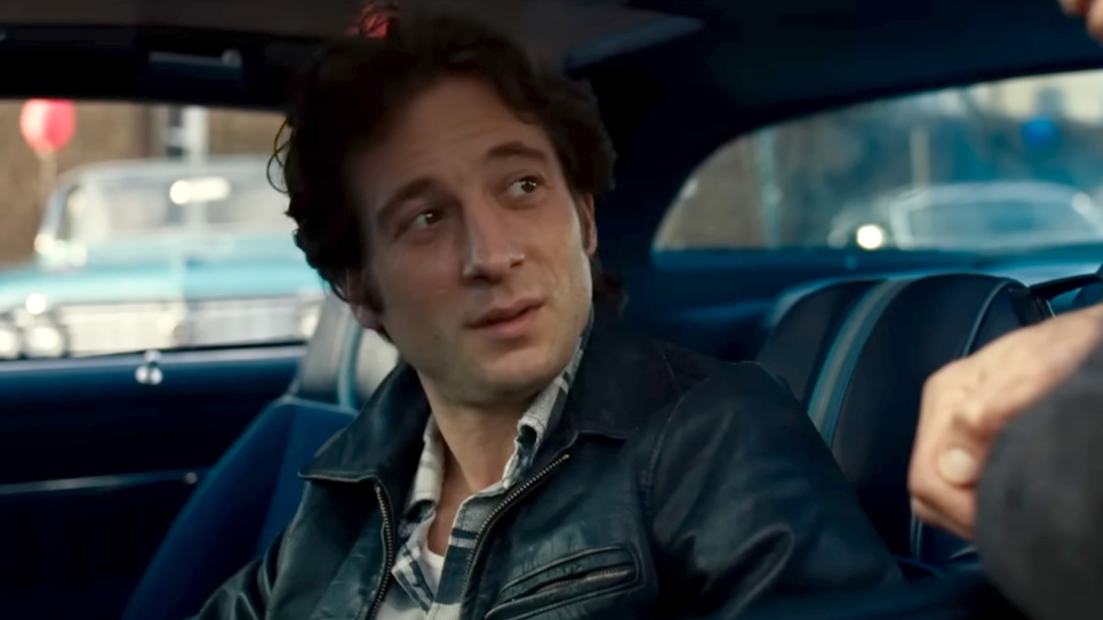 Jeremy Allen White is Bruce Springsteen in 'Springsteen: Deliver Me ...
