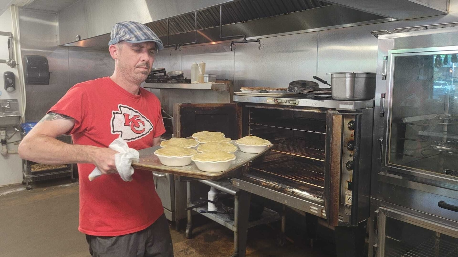 Kansas City mayor calls for reform after fatal shooting of local chef ...