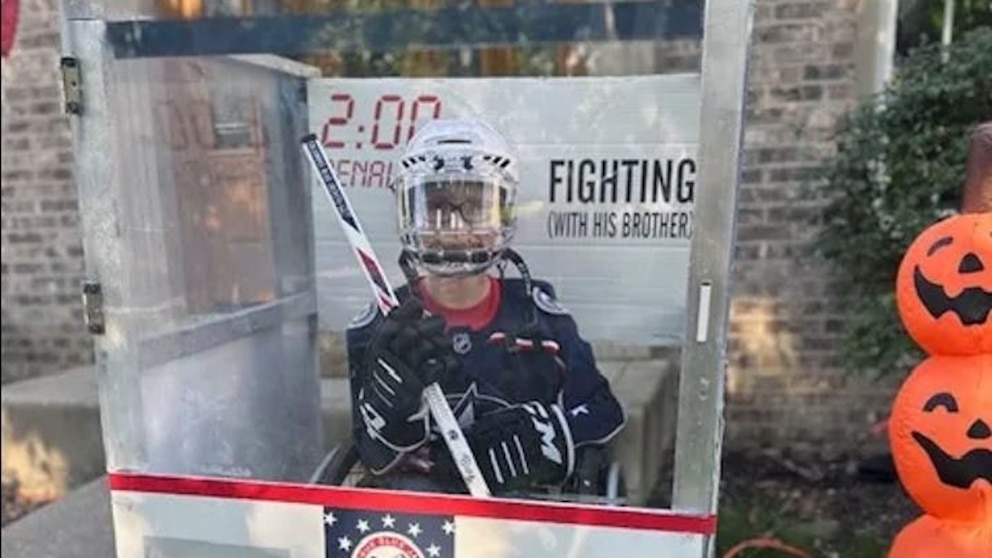11-year-old transforms his wheelchair into penalty box costume for ...