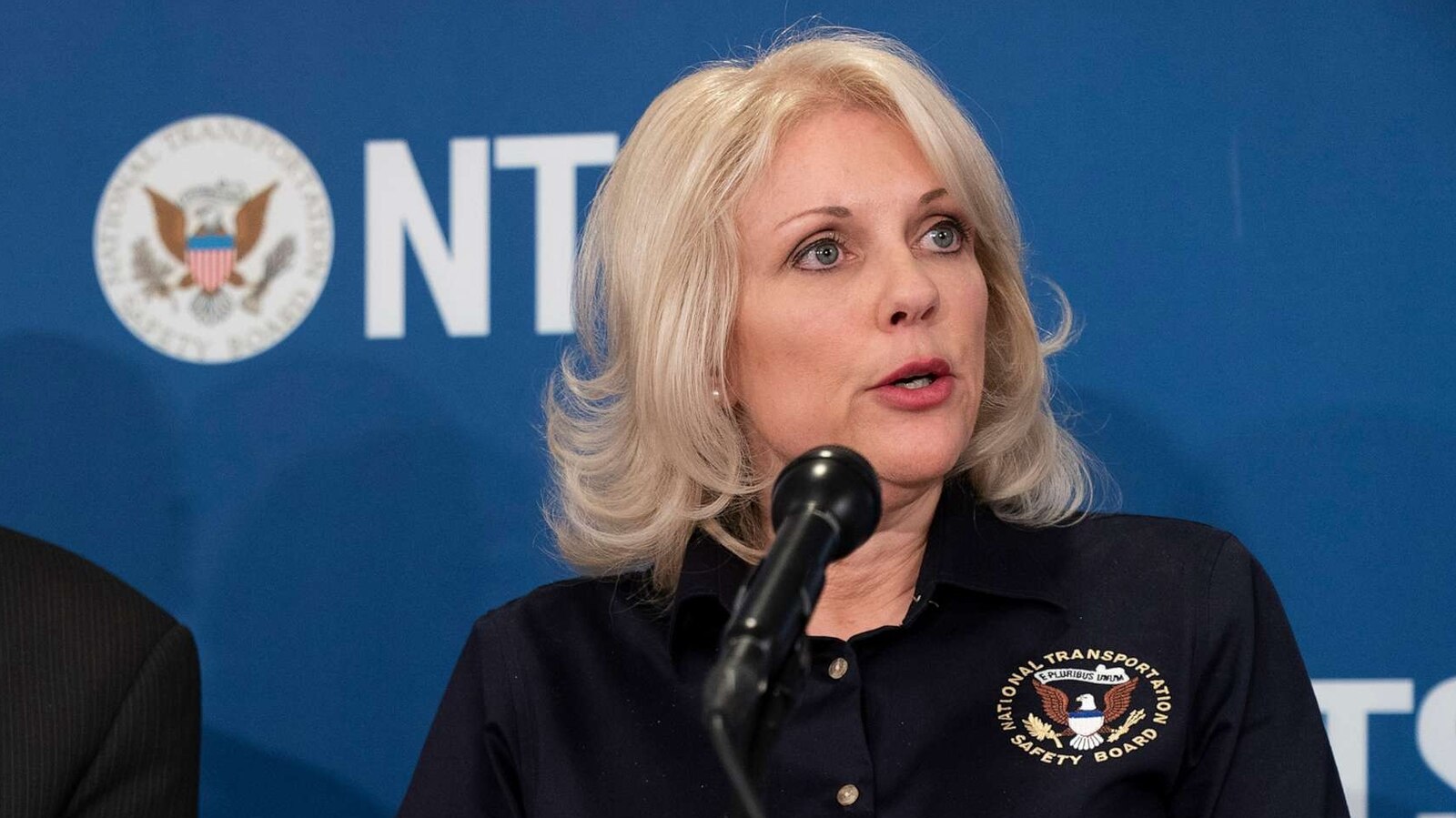 National Transportation Safety Board chair on airplane close calls ...