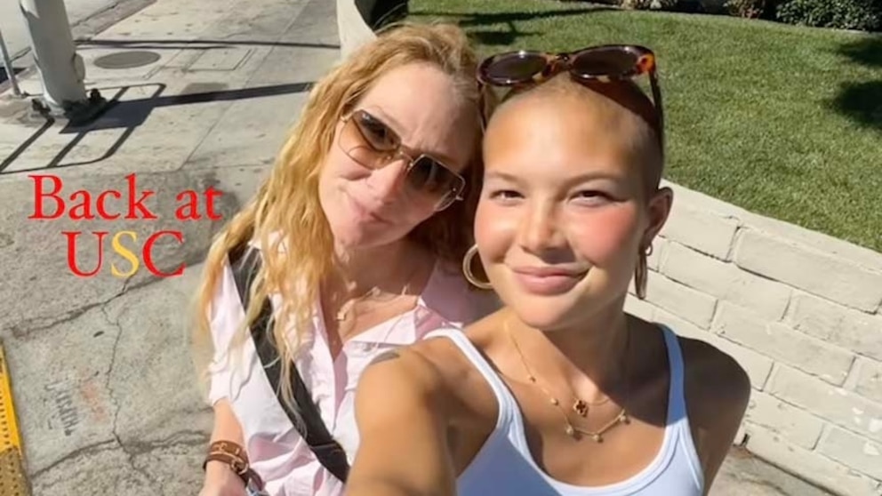 Isabella Strahan posts photo with her mom to mark her return to college ...