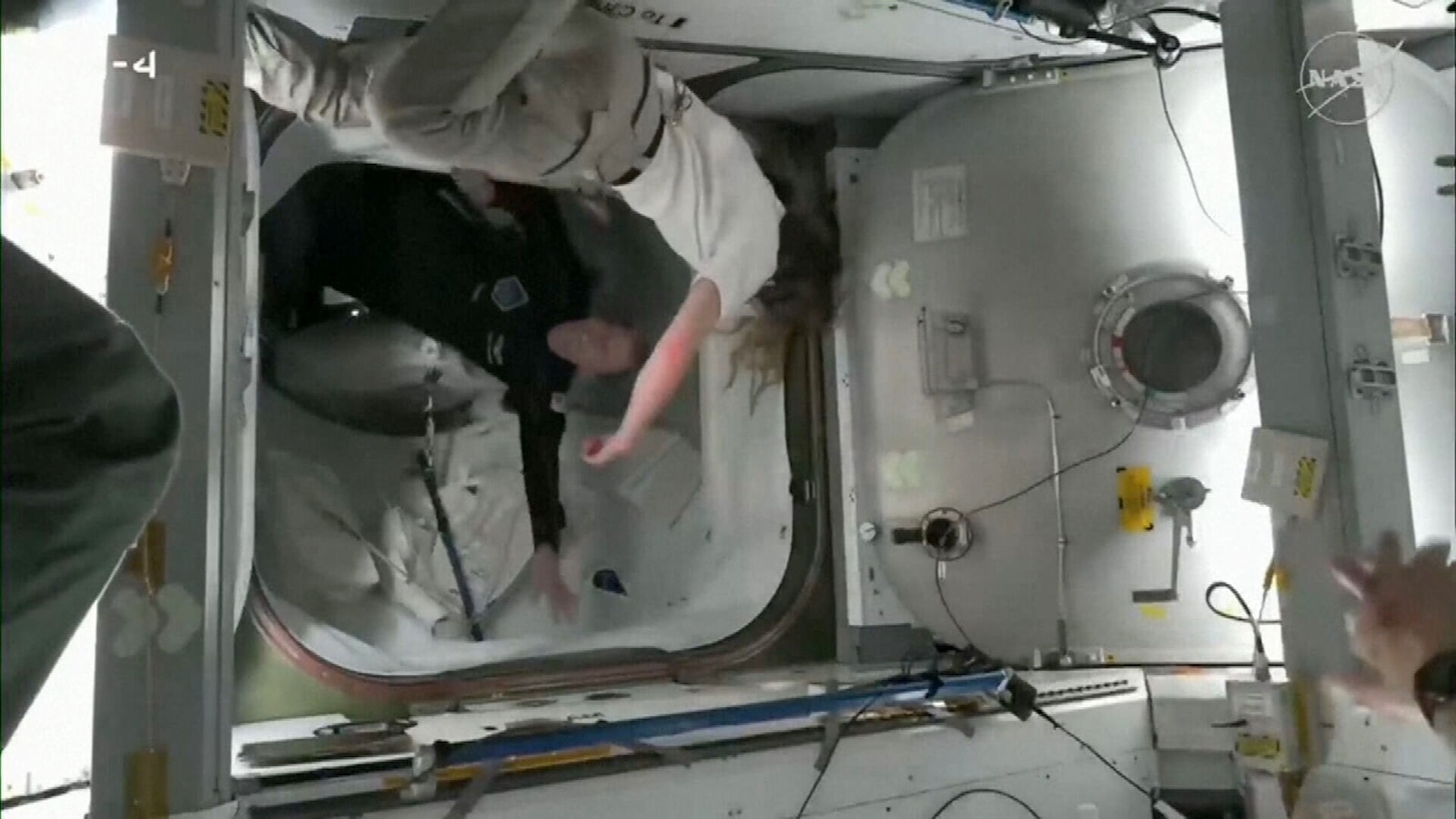 Axiom private space mission could be glimpse of the future as ISS retirement looms - ABC News