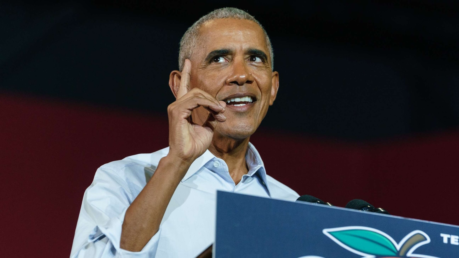Obama hits campaign trail for midterms final stretch. First stop ...