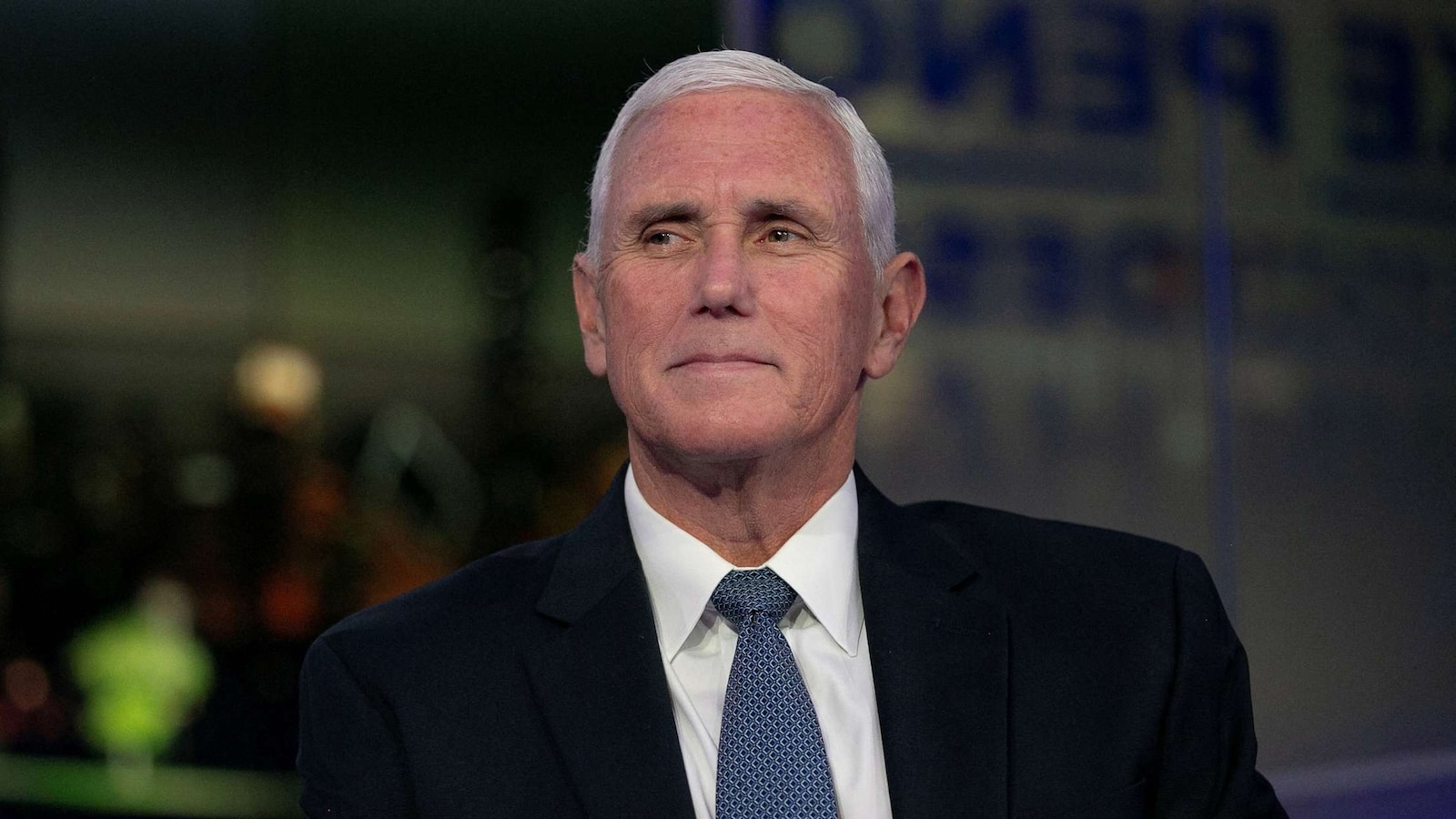 Pence says he'd consider a woman for VP -- but would he dine alone with ...
