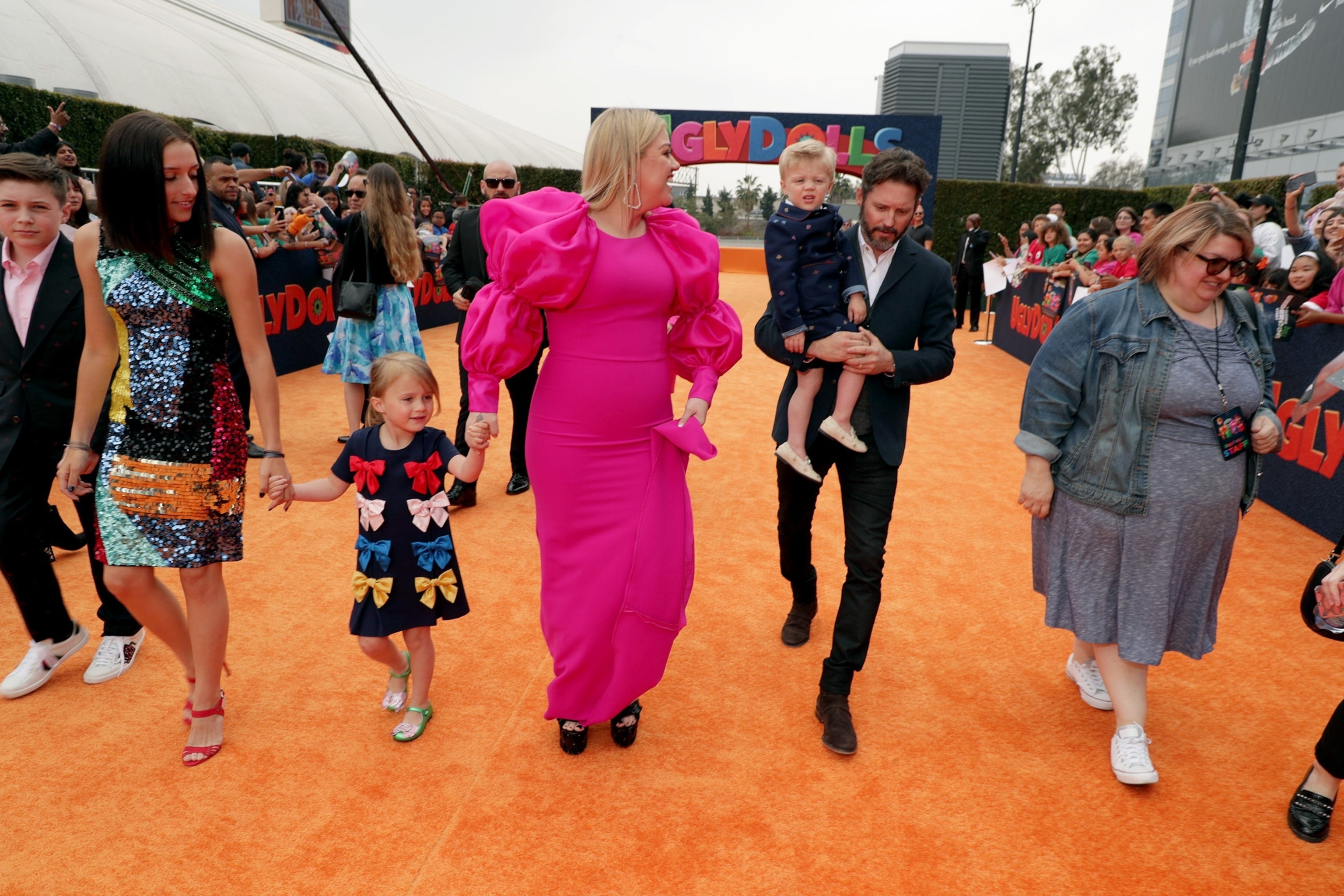Kelly Clarkson says her kids have been through 'a lot' since dad's ...