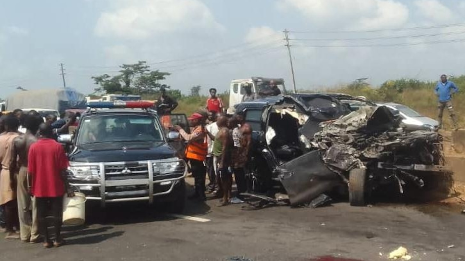 Boxer Anthony Joshua injured in car accident that killed 2 other people ...