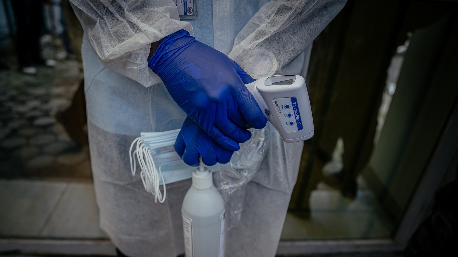 Doctor who survived Ebola said he knows the fear of being infected ...