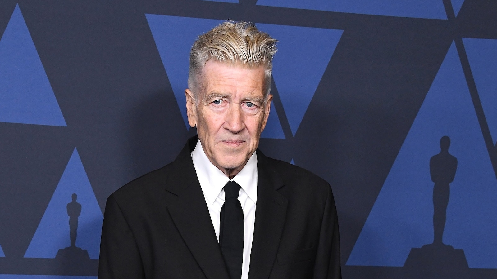 'Twin Peaks' creator David Lynch announces emphysema diagnosis, says he ...