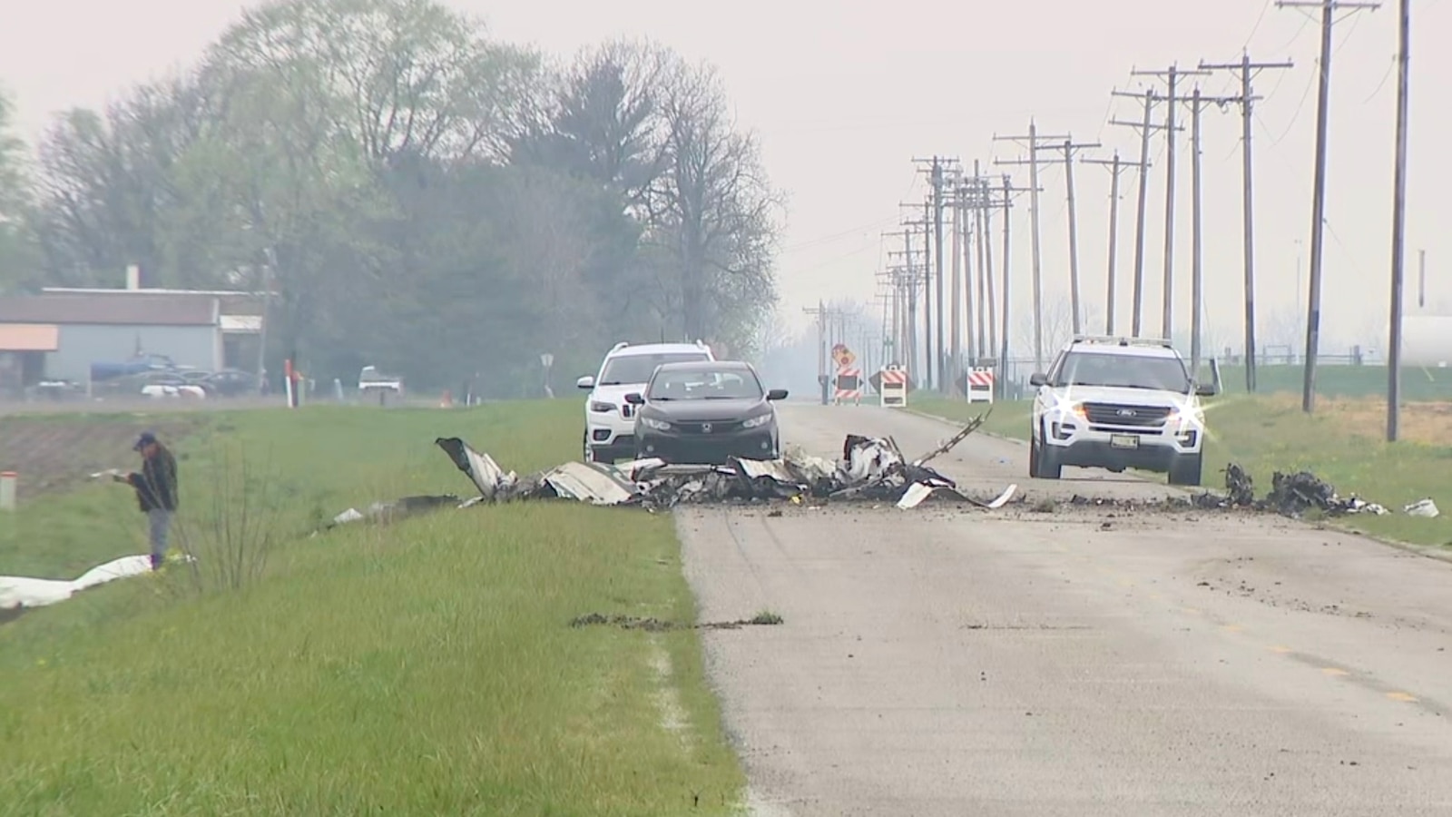 4 killed in Illinois plane crash, officials confirm - ABC News