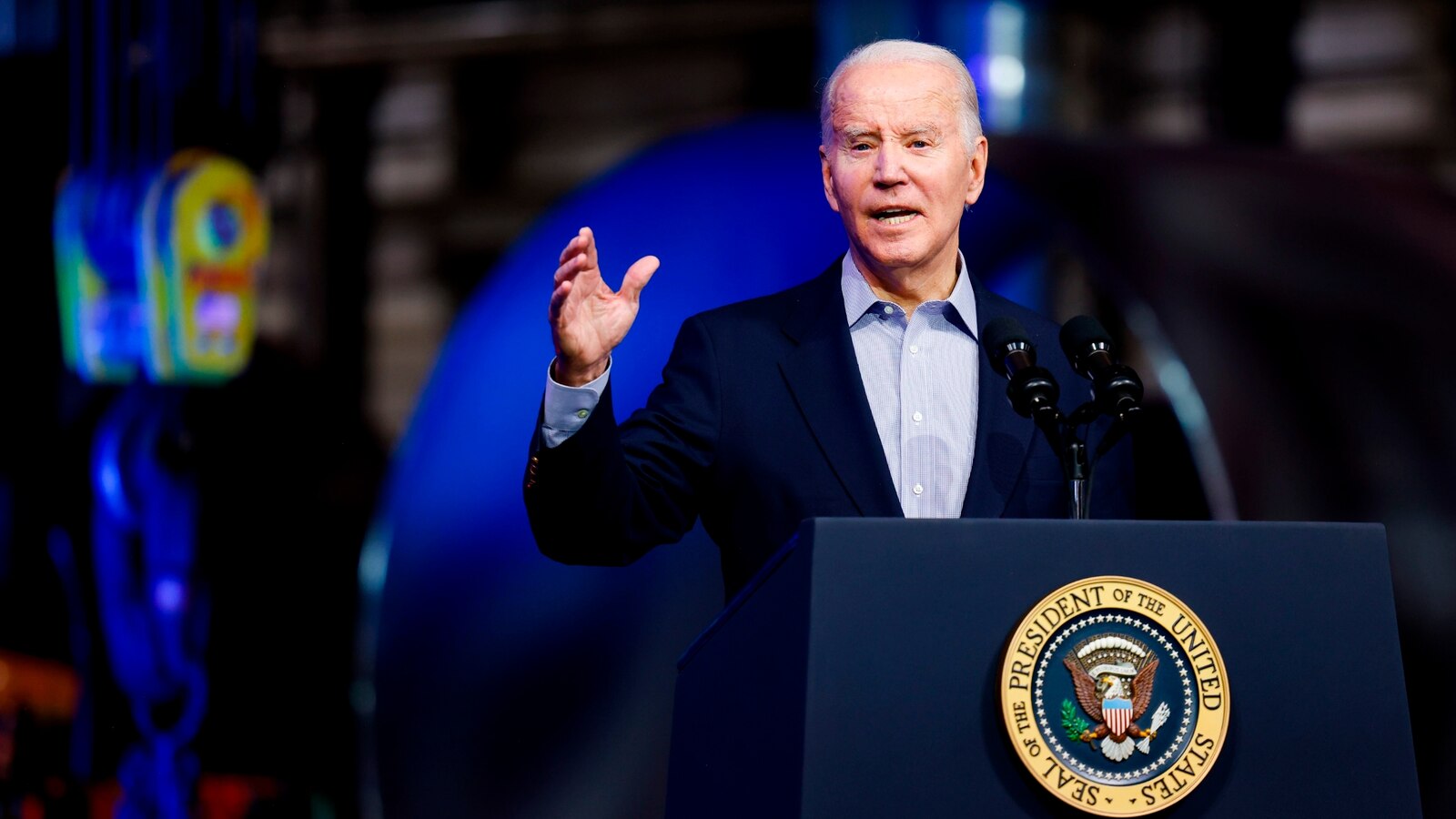 Biden argues Trump is an existential threat to America; Trump tries to ...