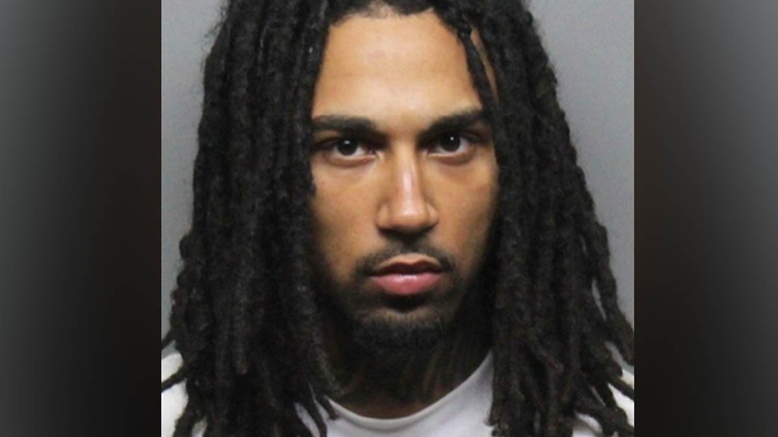 Murder suspect accidentally released from California jail: Officials - ABC News